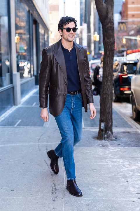 Paul Anthony Kelly: So anders sieht der "Love Story"-Star privat aus ...