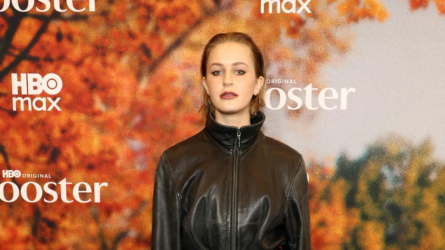 Erste Premiere als Schauspielerin: Die berühmte Mutter dieser ...