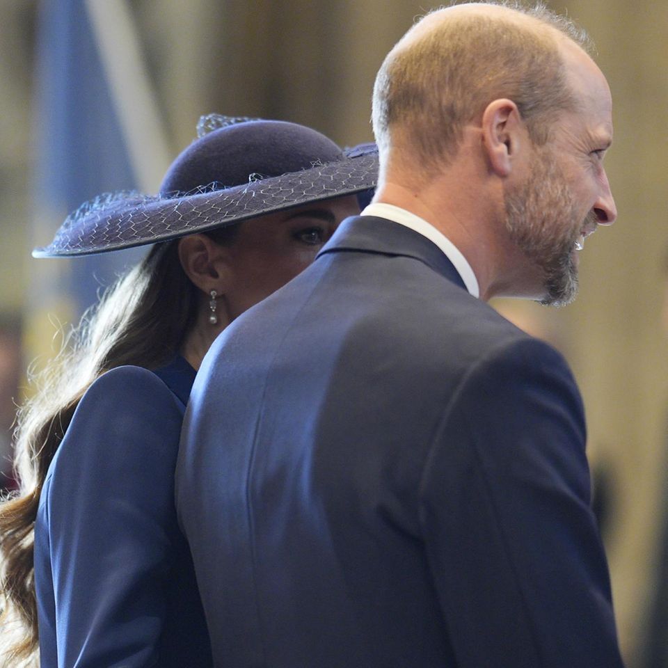 Andrew verliert alles: Wie es jetzt für König Charles' Bruder ...