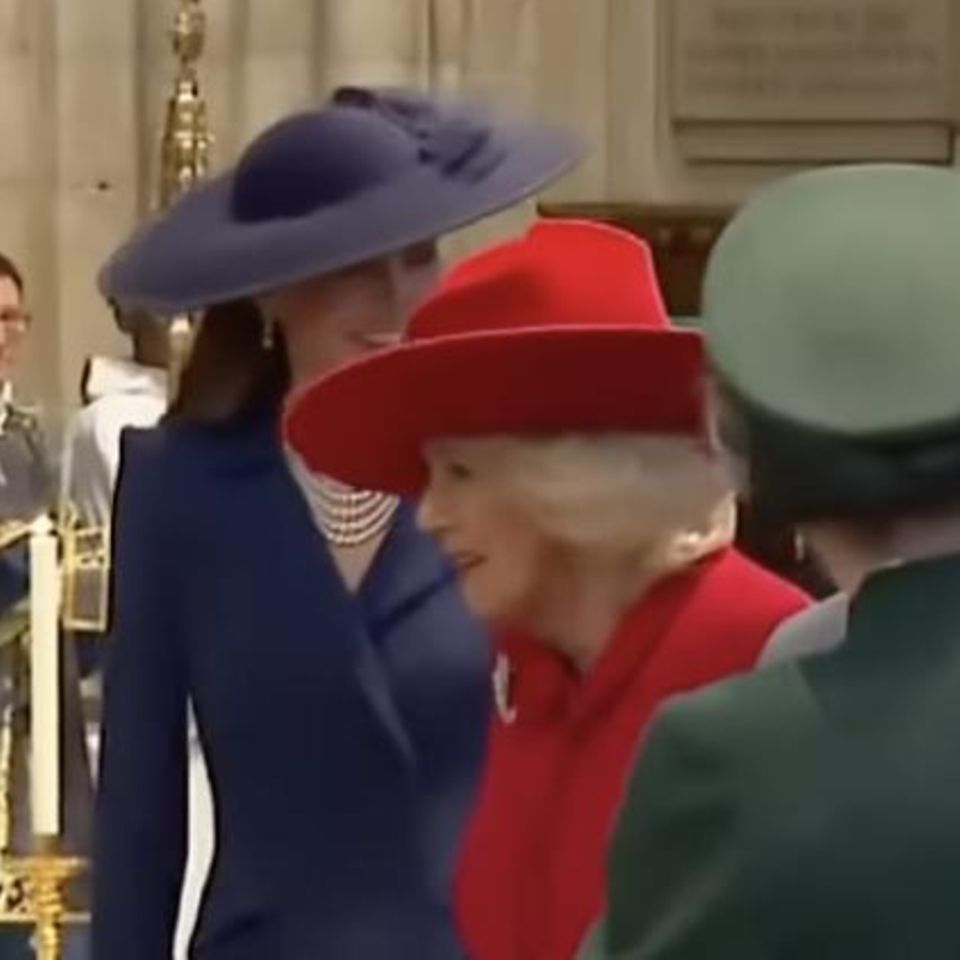 Andrew verliert alles: Wie es jetzt für König Charles' Bruder ...