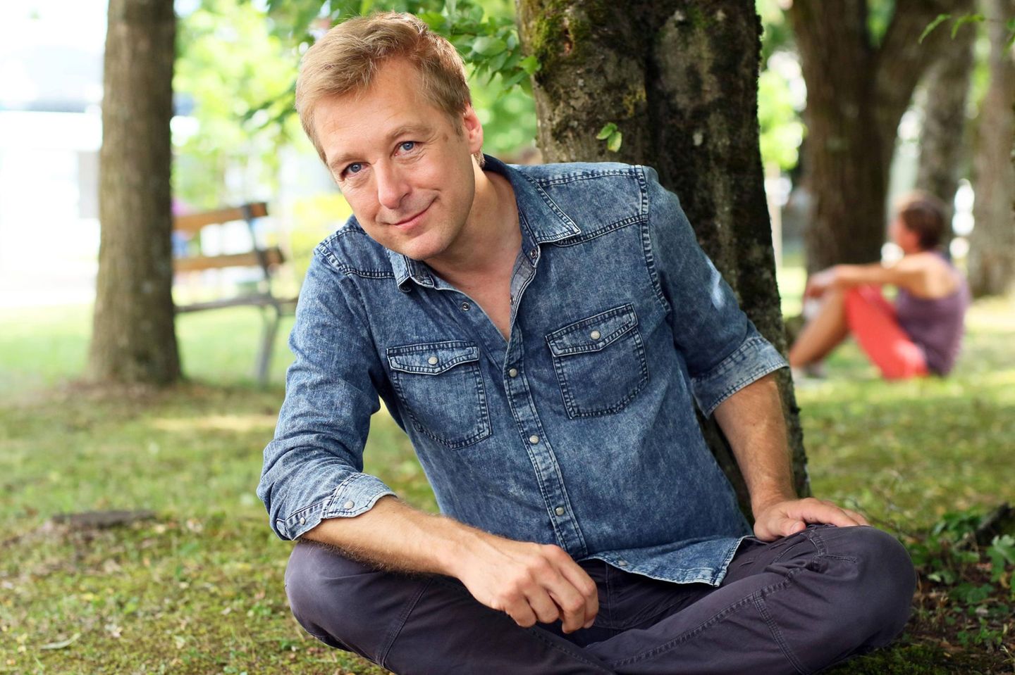 Max Müller: "Rosenheim-Cops"-Star wird 61 – so feiert er | GALA.de