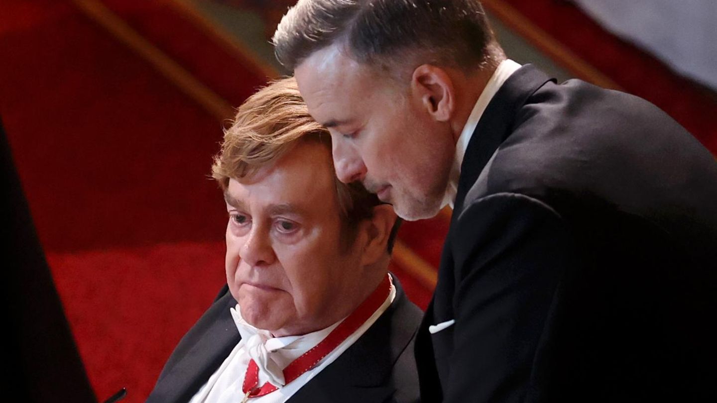 Elton John erkrankte schwer: Ehemann gibt Update zum Gesundheitszustand ...