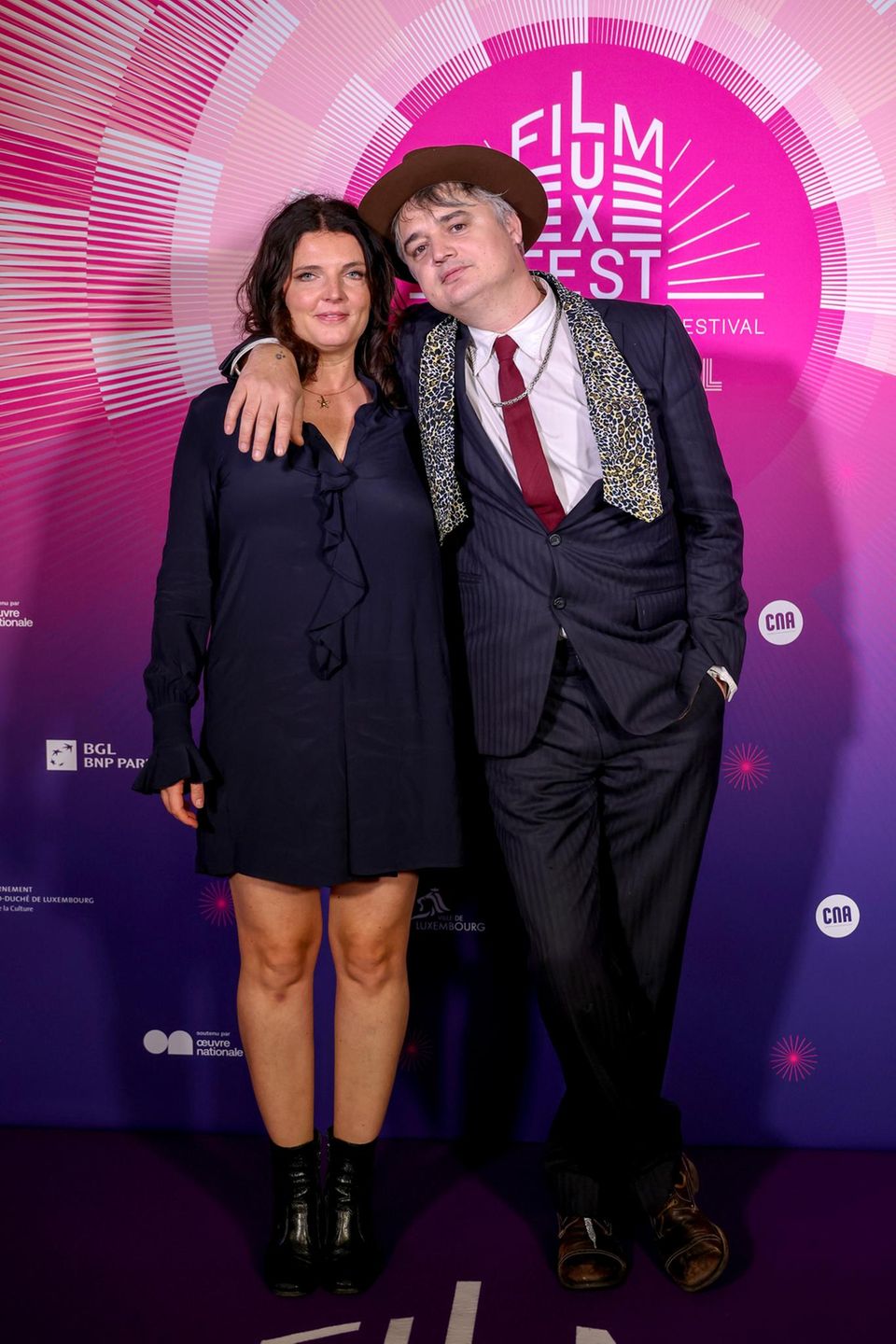 Keanu Reeves + Alexandra Grant: Verliebter Auftritt auf dem Red Carpet ...