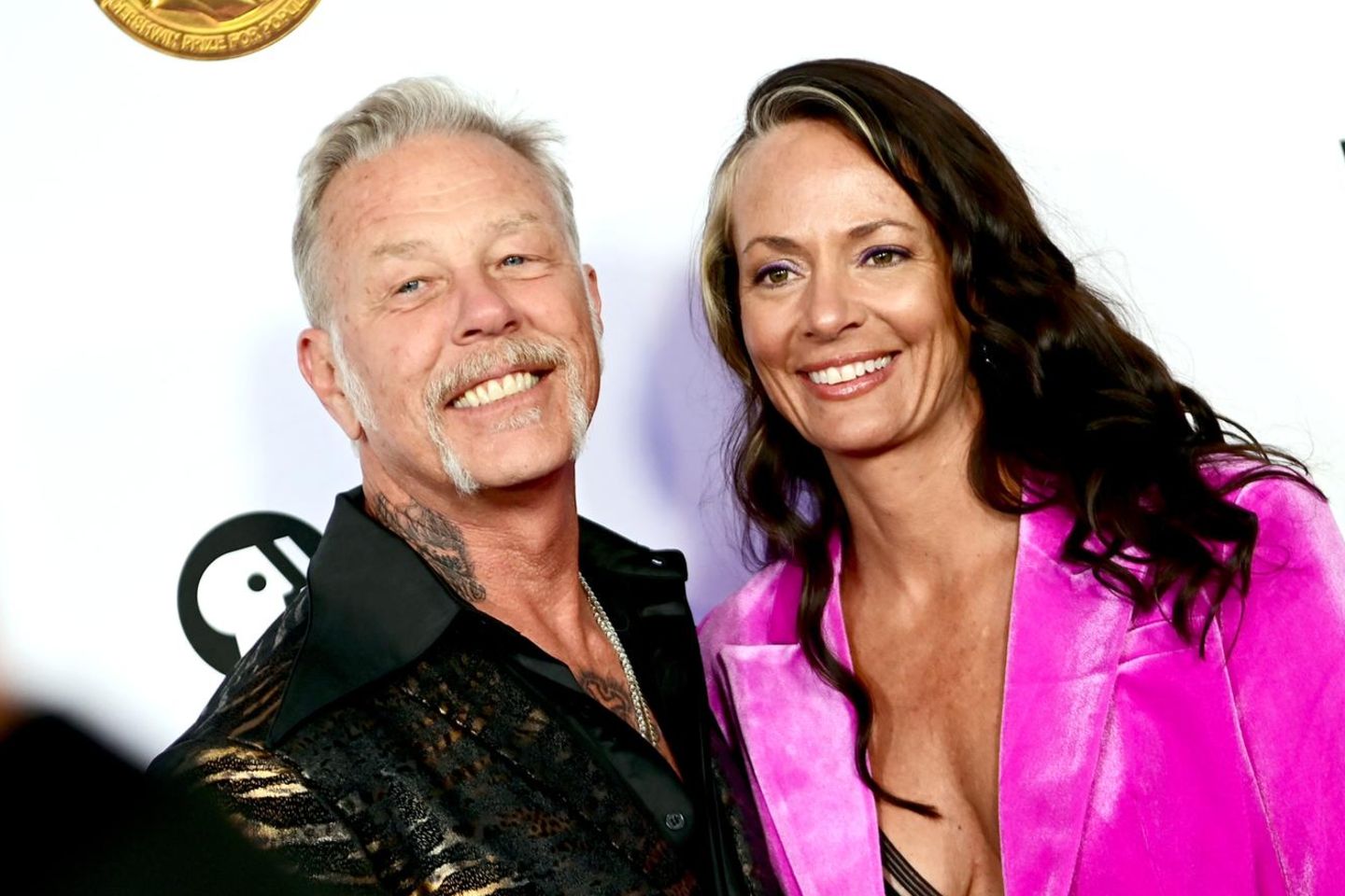 Adriana Gillett: So tickt die Verlobte von Metallica-Star James ...