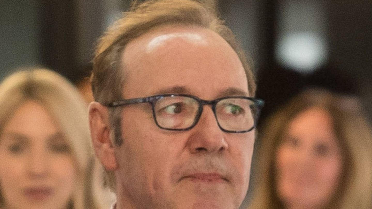 Missbrauchsanklage in London: Kevin Spacey einigt sich außergerichtlich ...