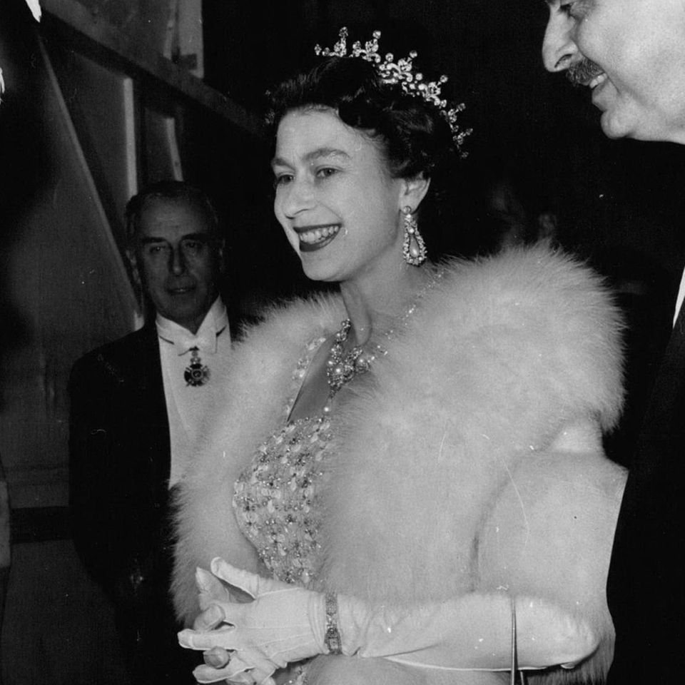 Imperial State Crown: Die Bedeutung der Krone von Queen Elizabeth | GALA.de