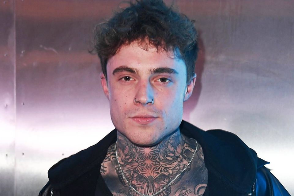 Samuel Dohmen meldet sich nach Not-OP: "GNTM"-Model notoperiert | GALA.de