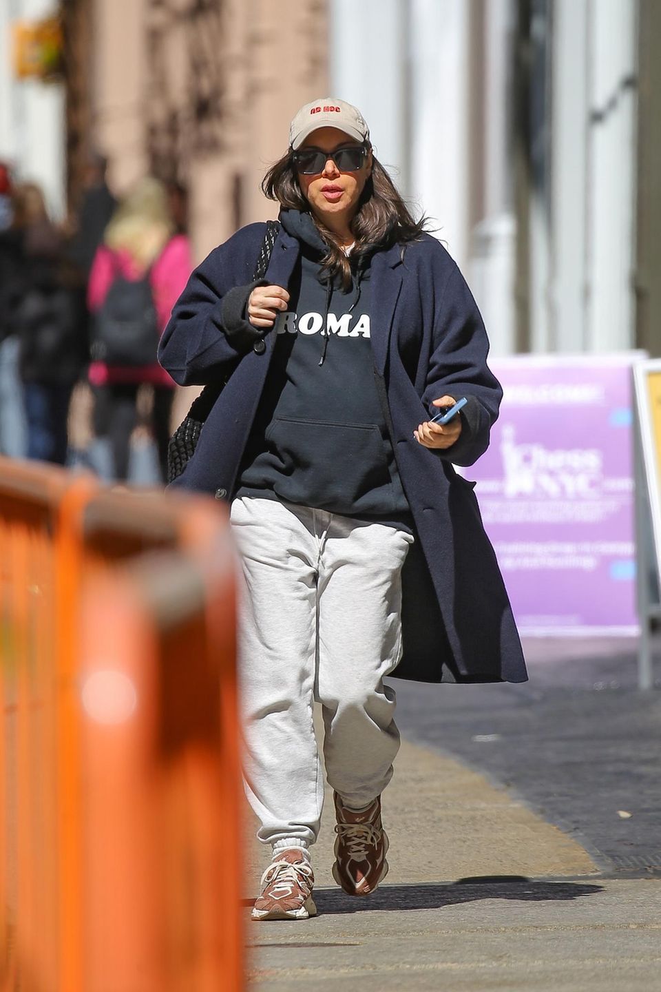 Palina Miner: Sie teilt ersten Schwangerschaftslook nach Baby-News ...