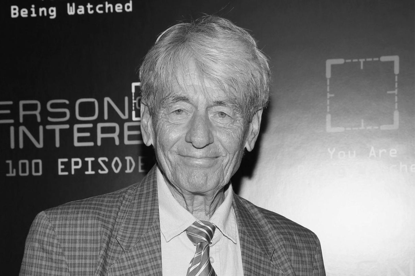 John Nolan: "Batman"- und "Person of Interest"-Star stirbt mit 87 ...