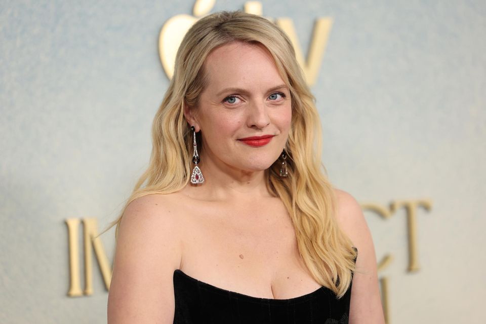 Elisabeth Moss: Sie spricht erstmals über ihr Leben als Mutter | GALA.de
