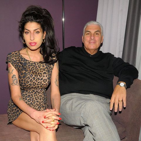 Verstorbene Amy Winehouse: Vater verklagt zwei ihrer Freundinnen | GALA.de