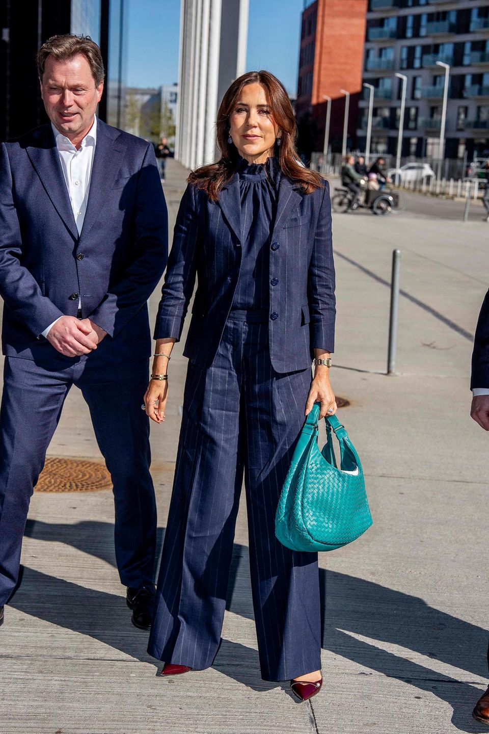 Königin Mary: Dieser Styling-Trick lässt ihren Look entspannter wirken ...