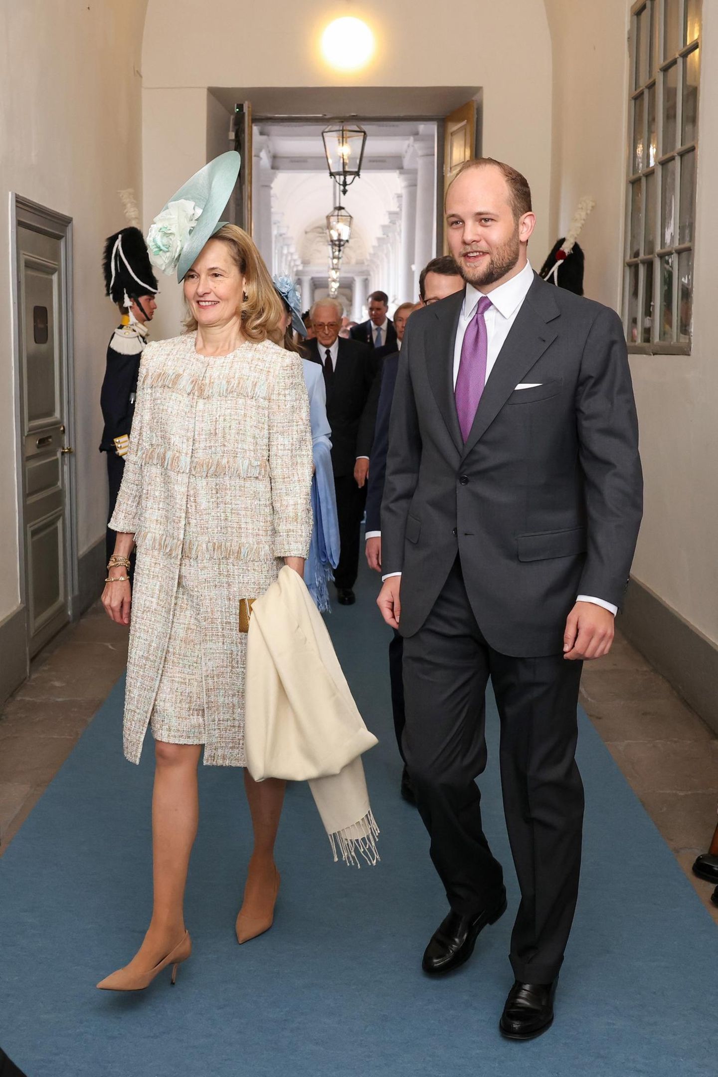 König Carl Gustaf wird 80: Die glamourösesten Looks seiner royalen ...