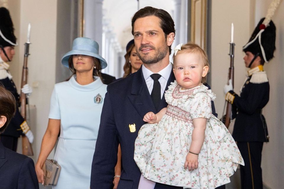 König Carl Gustaf wird 80: Prinzessin Ines stiehlt allen die Show | GALA.de