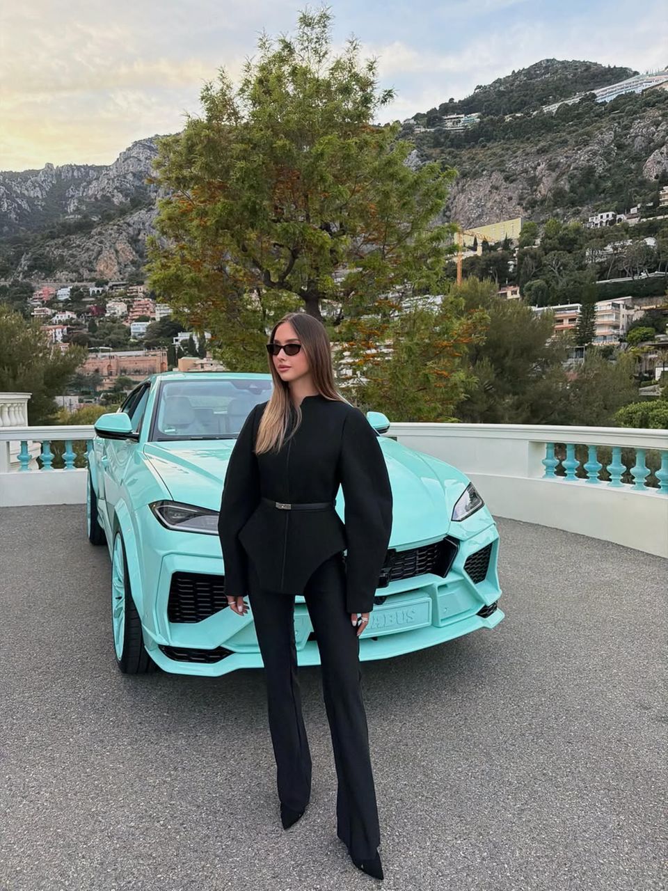 Shania Geiss: Das kostet ihre Luxus-Look | GALA.de