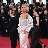 Bella Hadid: Die Cannes-Legende ist zurück! Dieses Mal mit einem Mann ...