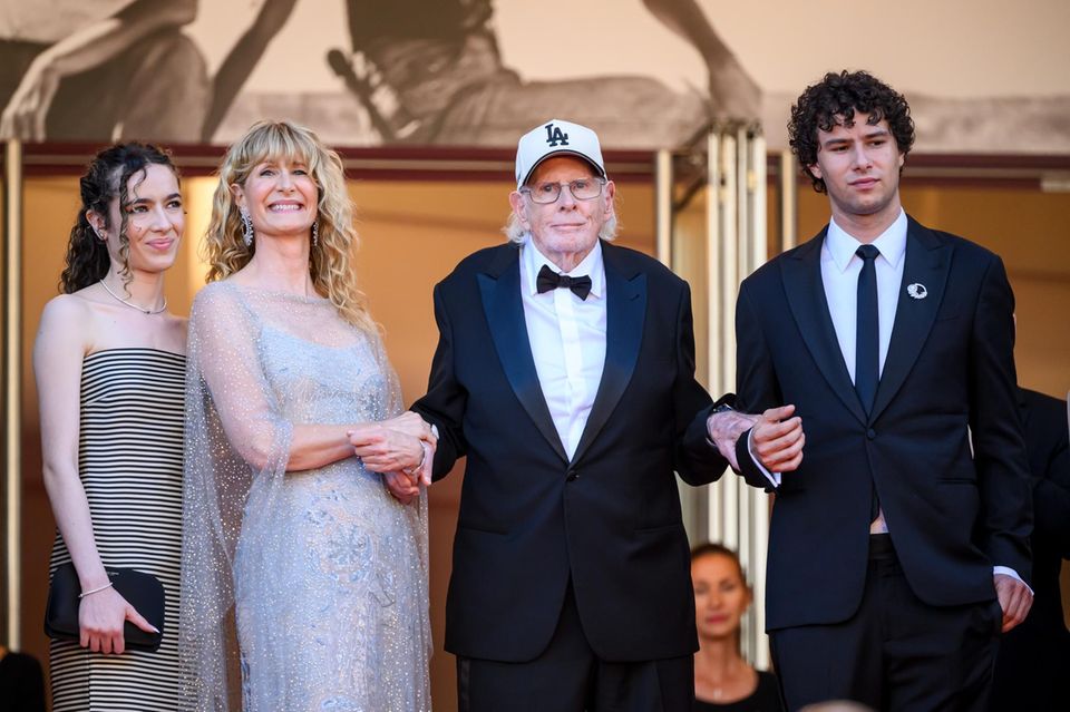 Laura Dern mit Vater Bruce und den Kindern: Familienauftritt in Cannes ...