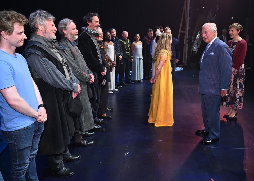 Charles + Shakespeare: Hier genießt der König ganz großes Theater | GALA.de