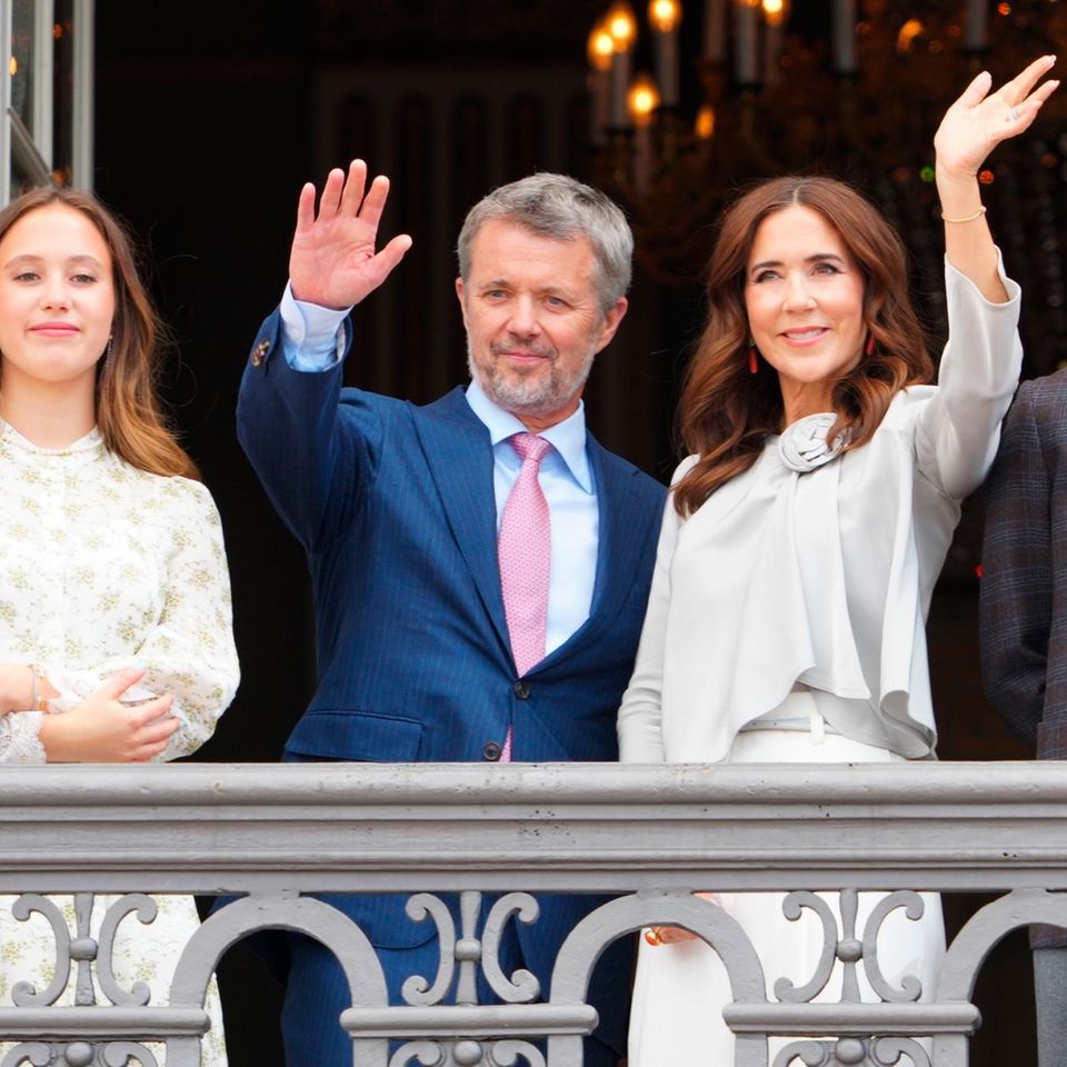 König Frederik privat wie nie: Palast veröffentlicht bewegende ...