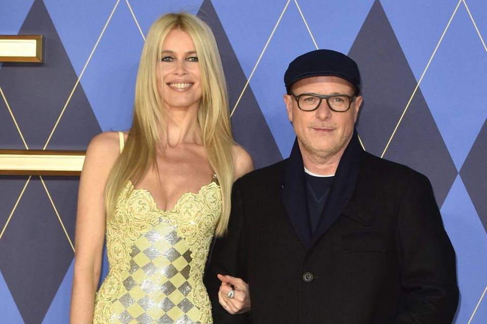Hochzeitstag von Claudia Schiffer: Sie teilt ein Foto vom Hochzeitstanz ...