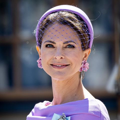 Prinzessin Victoria: Wen hat sie denn hier fest im Griff? | GALA.de