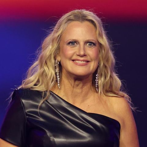 Barbara Schöneberger: Im sexy Spitzenkleid sorgt sie für Gesprächsstoff ...