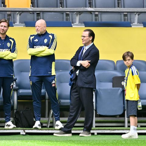Prinz Daniel: Privater Einblick in ganz besonderen Vater-Sohn-Moment ...