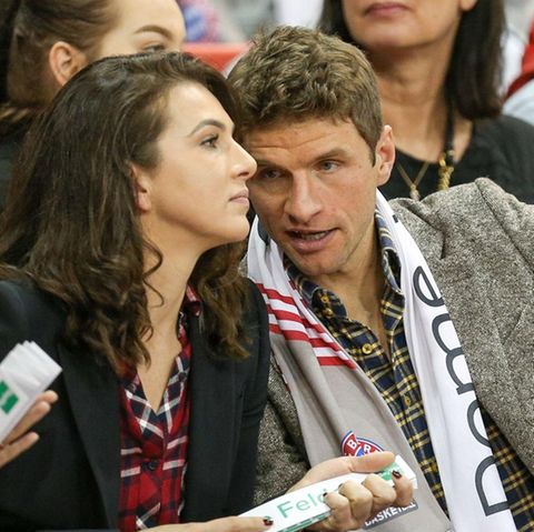 Thomas Müller getrennt: Das war seine Liebe zu Lisa in Bildern | GALA.de