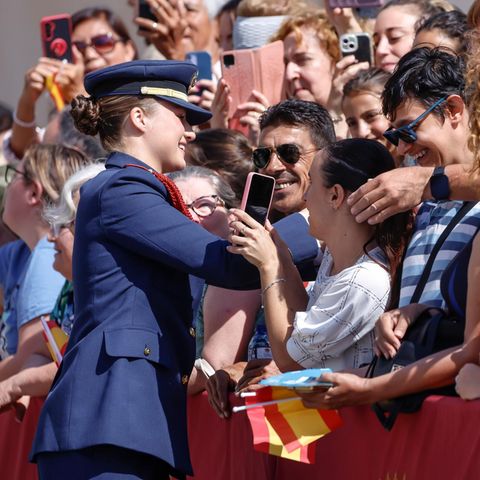 Prinzessin Elisabeth feiert Harvard-Abschluss: Kommilitone bricht sein ...