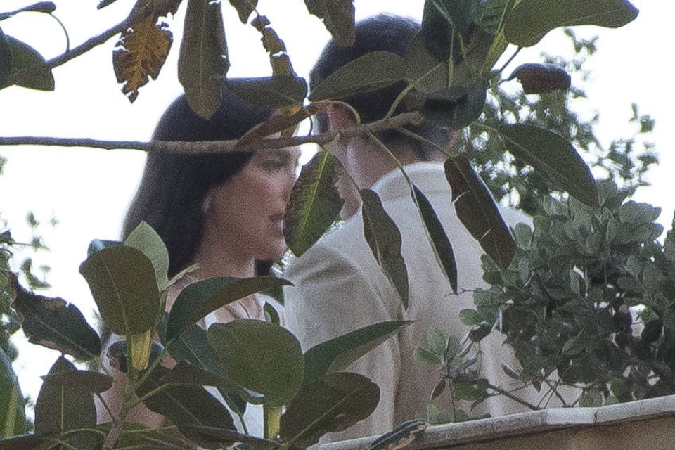 Dua Lipa + Callum Turner: Blick hinter die Kulissen ihrer romantischen ...
