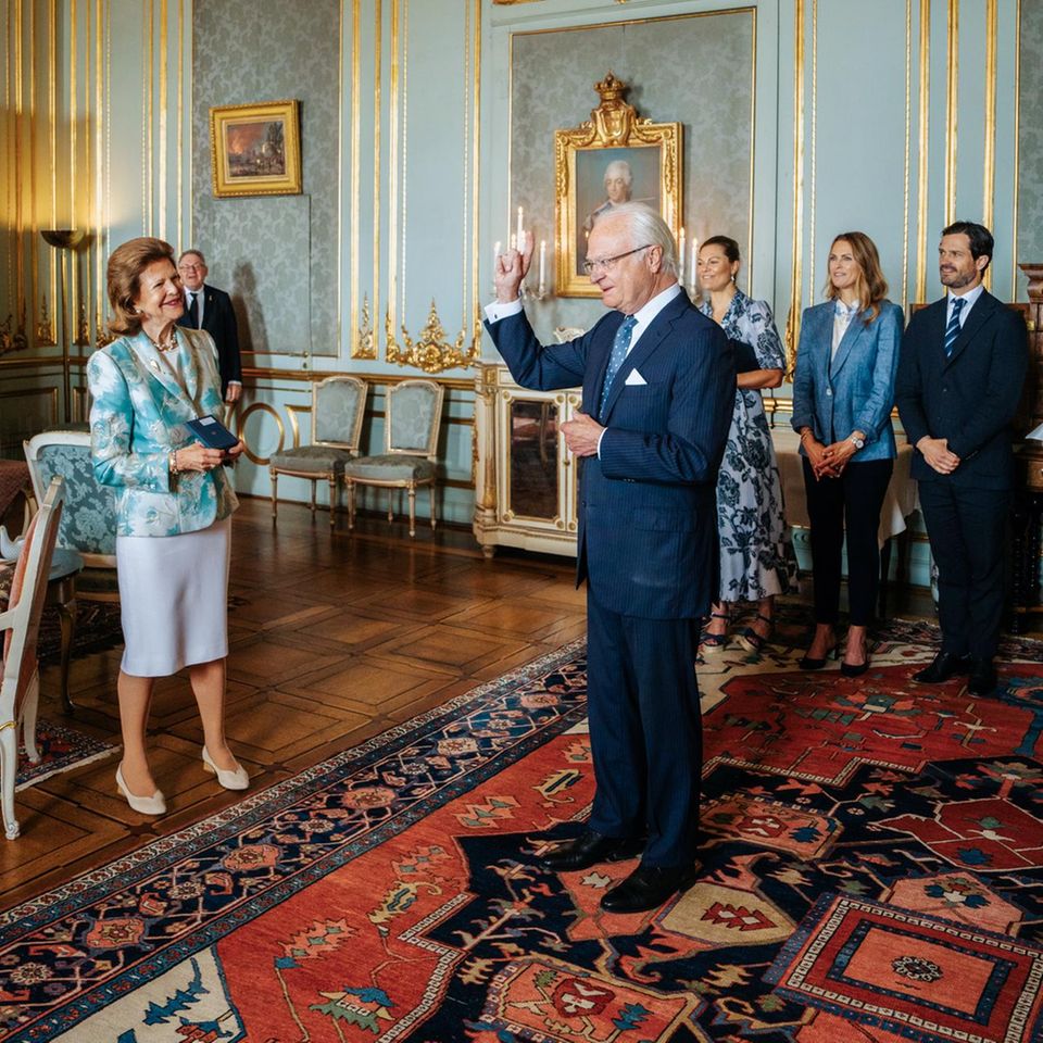 König Carl Gustaf und Silvia teilen Familienfotos, die die Welt noch ...