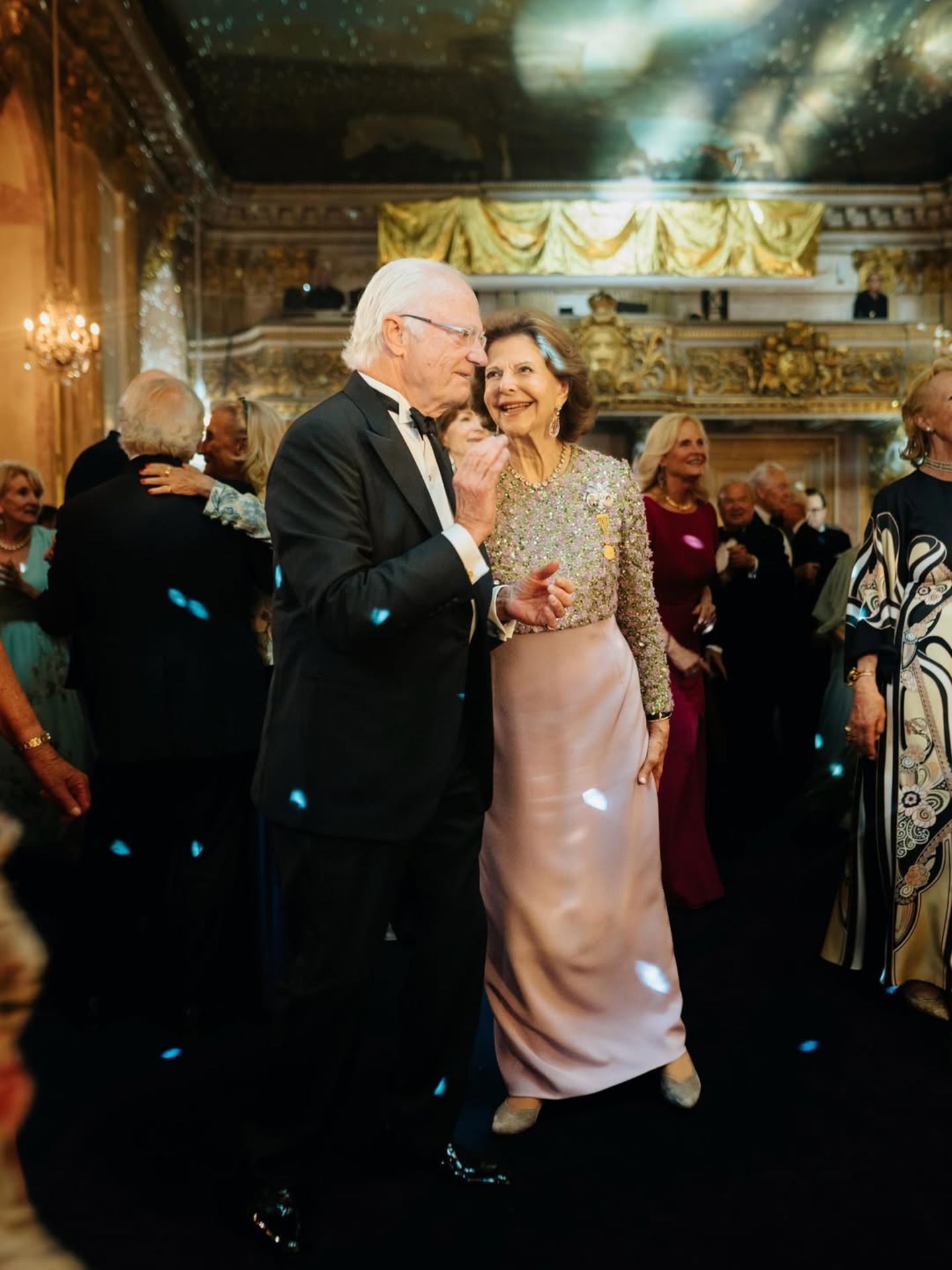 König Carl Gustaf + Königin Silvia: Die schönsten Momente ihrer ...