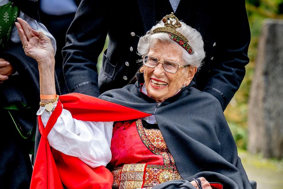 Prinzessin Astrid † Werden Sie Vermissen Weggefährten Nehmen